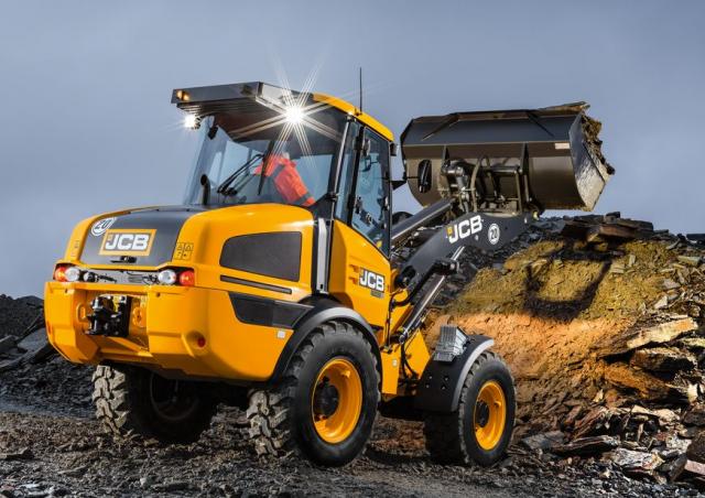 JCB 406 Fiches techniques & données techniques (2020-2025) | LECTURA Specs