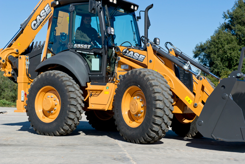 Case 695ST T 4 Fiches techniques & données techniques (2012-2017) | LECTURA Specs