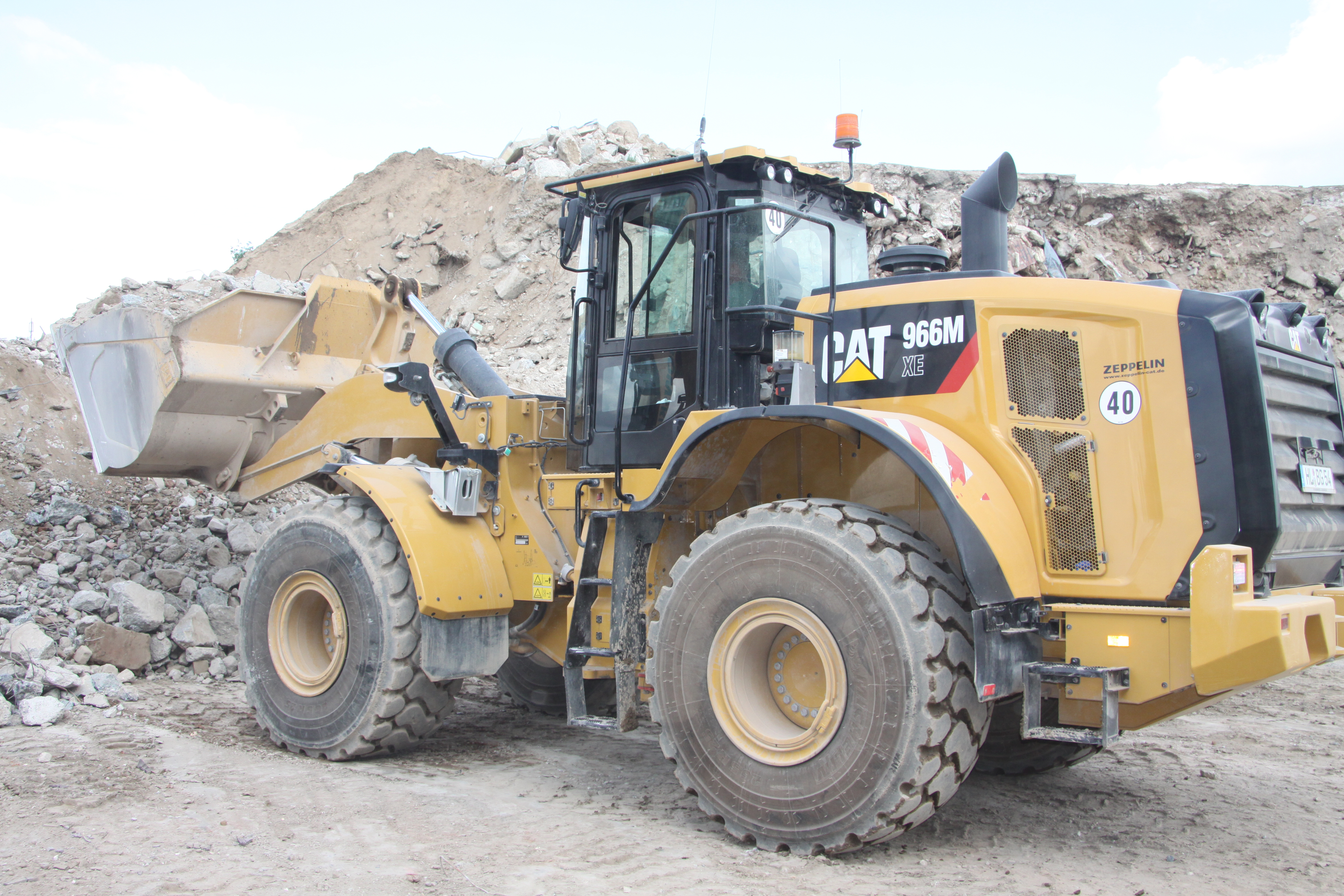 Caterpillar 966M XE Fiches techniques & données techniques (2014-2022 ...