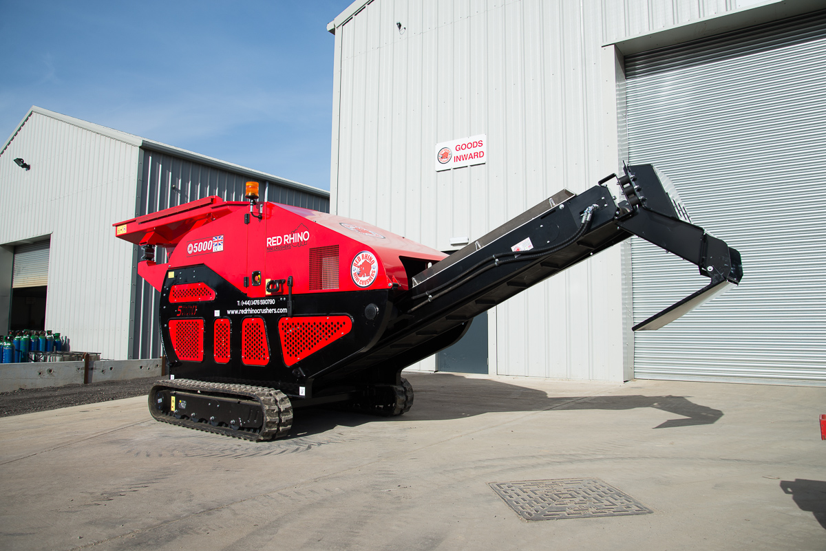 Red Rhino 5000 plus Fiches techniques & données techniques (2019-2026 ...