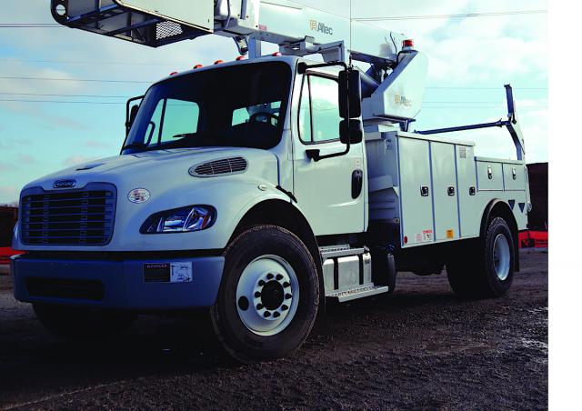 Altec AP45A Dual Fiches T. (2017 - 2025) | Nacelles télescopiques sur camion | LECTURA Specs