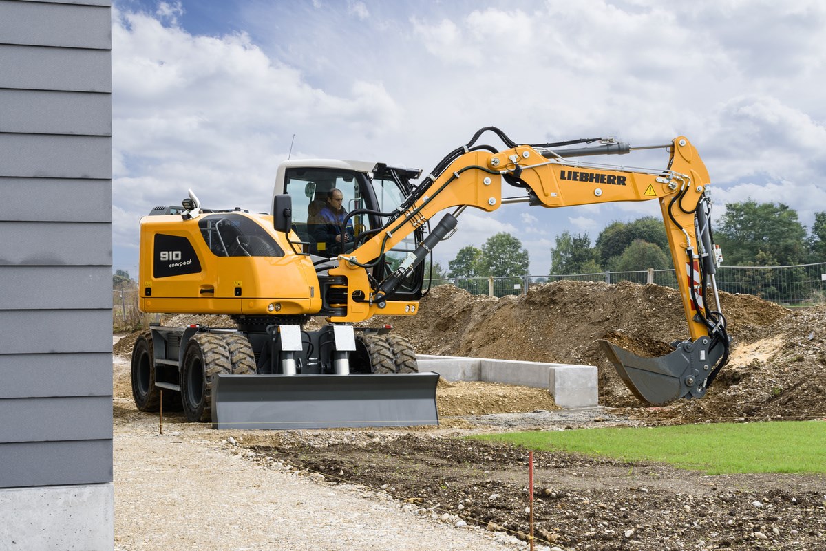 Liebherr A 910 Compact Litronic Fiches techniques & données techniques ...