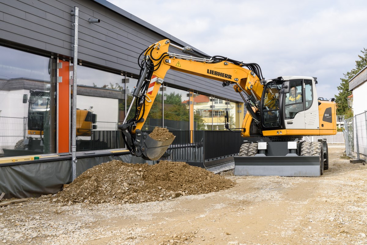 Liebherr A 914 Compact Litronic Fiches techniques & données techniques (2016-2025) | LECTURA Specs