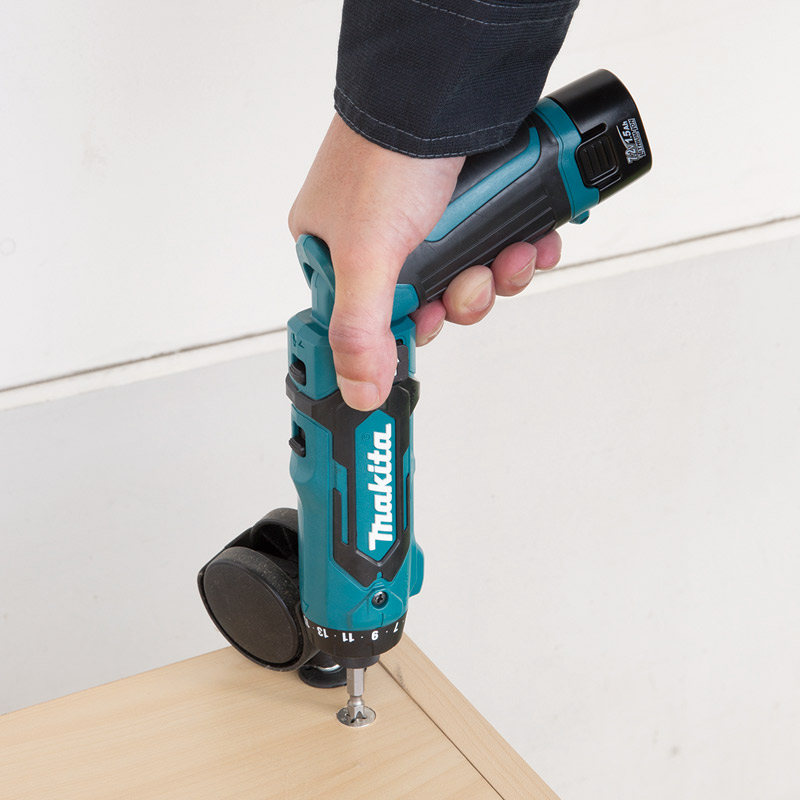 Makita DF012D Fiches techniques & données techniques | Perceuses et visseuses sans fil | LECTURA ...