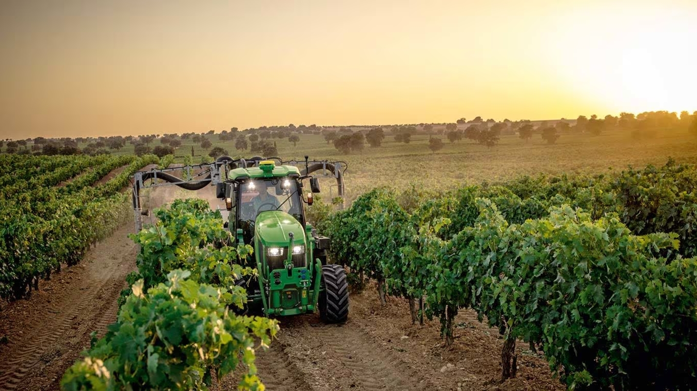 John Deere 5120ML Fiches techniques & données techniques (2022-2025) | LECTURA Specs