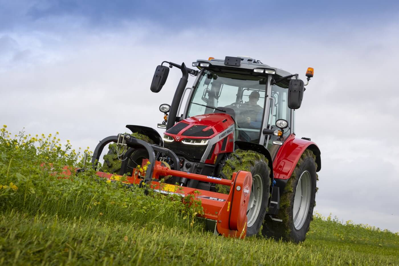 Massey Ferguson MF 5S.145 Fiches techniques & données techniques (2021-2025) | LECTURA Specs