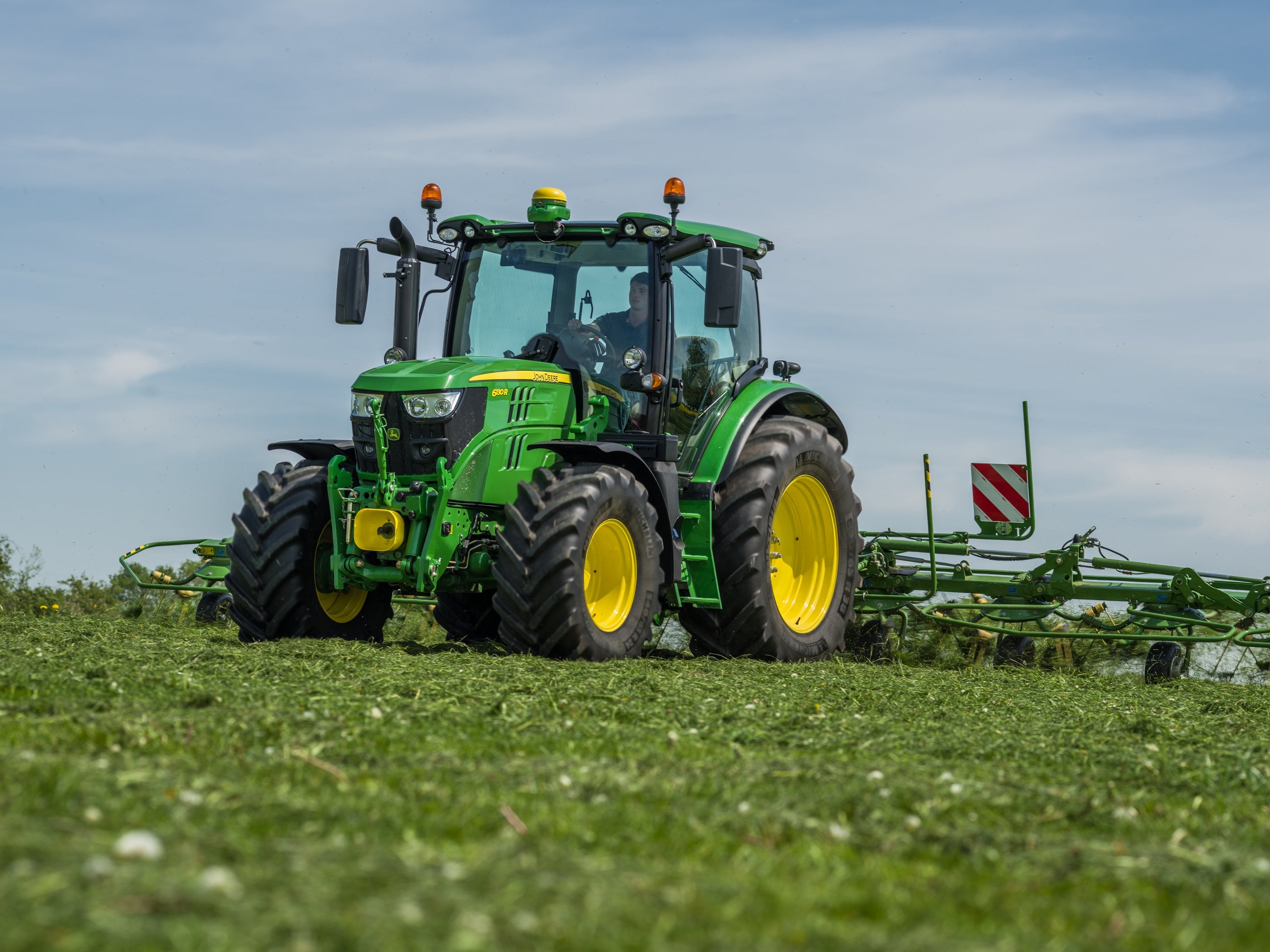 John Deere 6130R Fiches techniques & données techniques (2015-2020) | LECTURA Specs